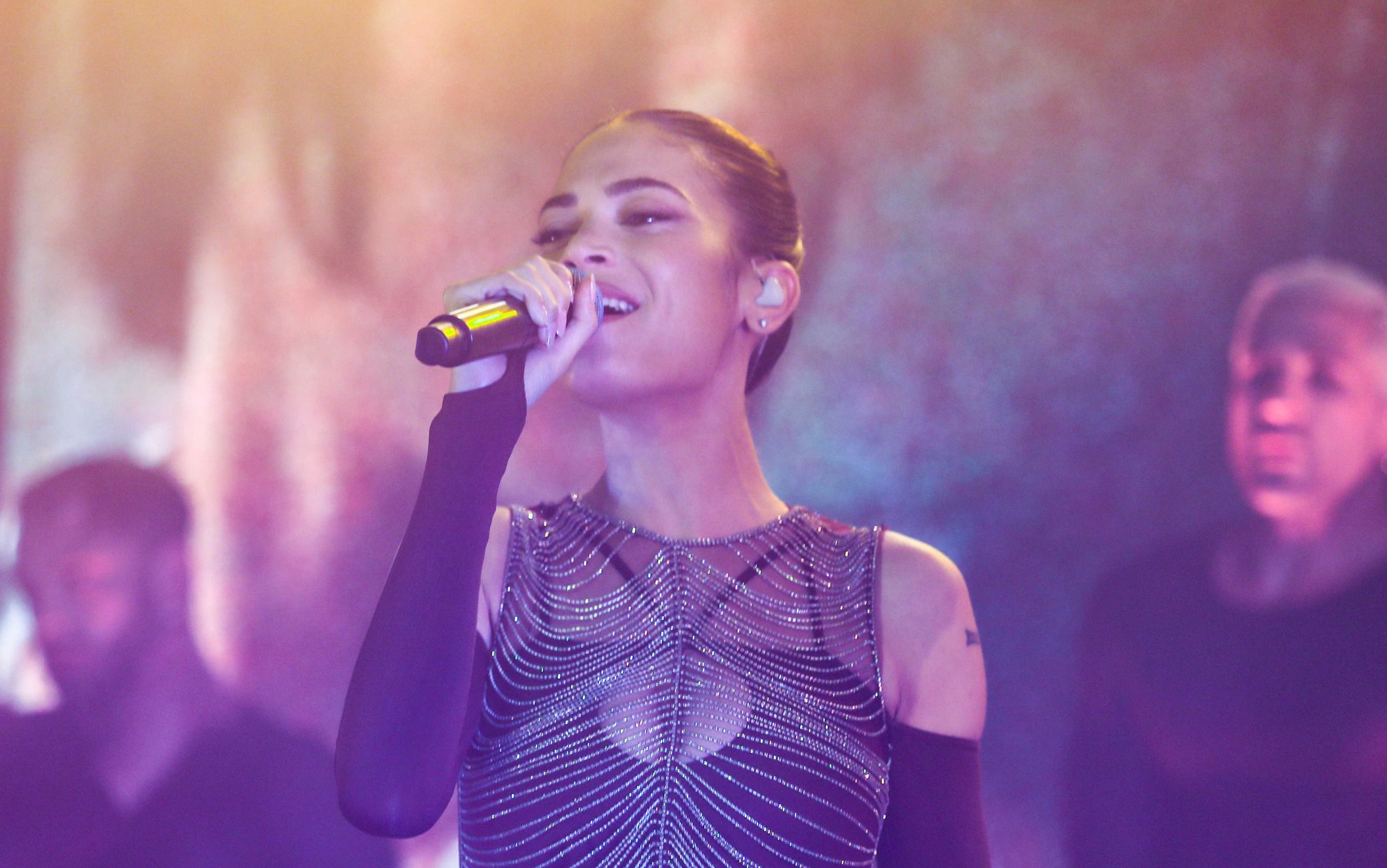 La cantante Alexia ritorna con Proiettili e diamanti dopo 20 anni dalla ...