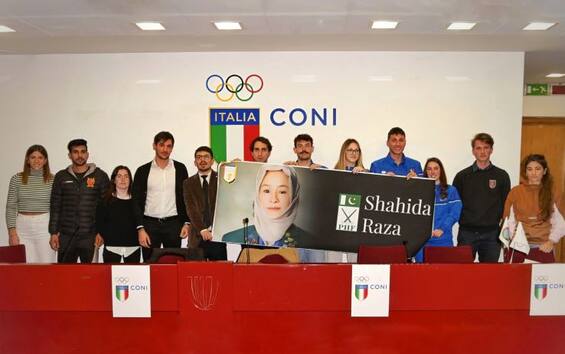 'Pianeta Olimpia': i campioni di hockey ricordano Shahida Raza | Sky Sport