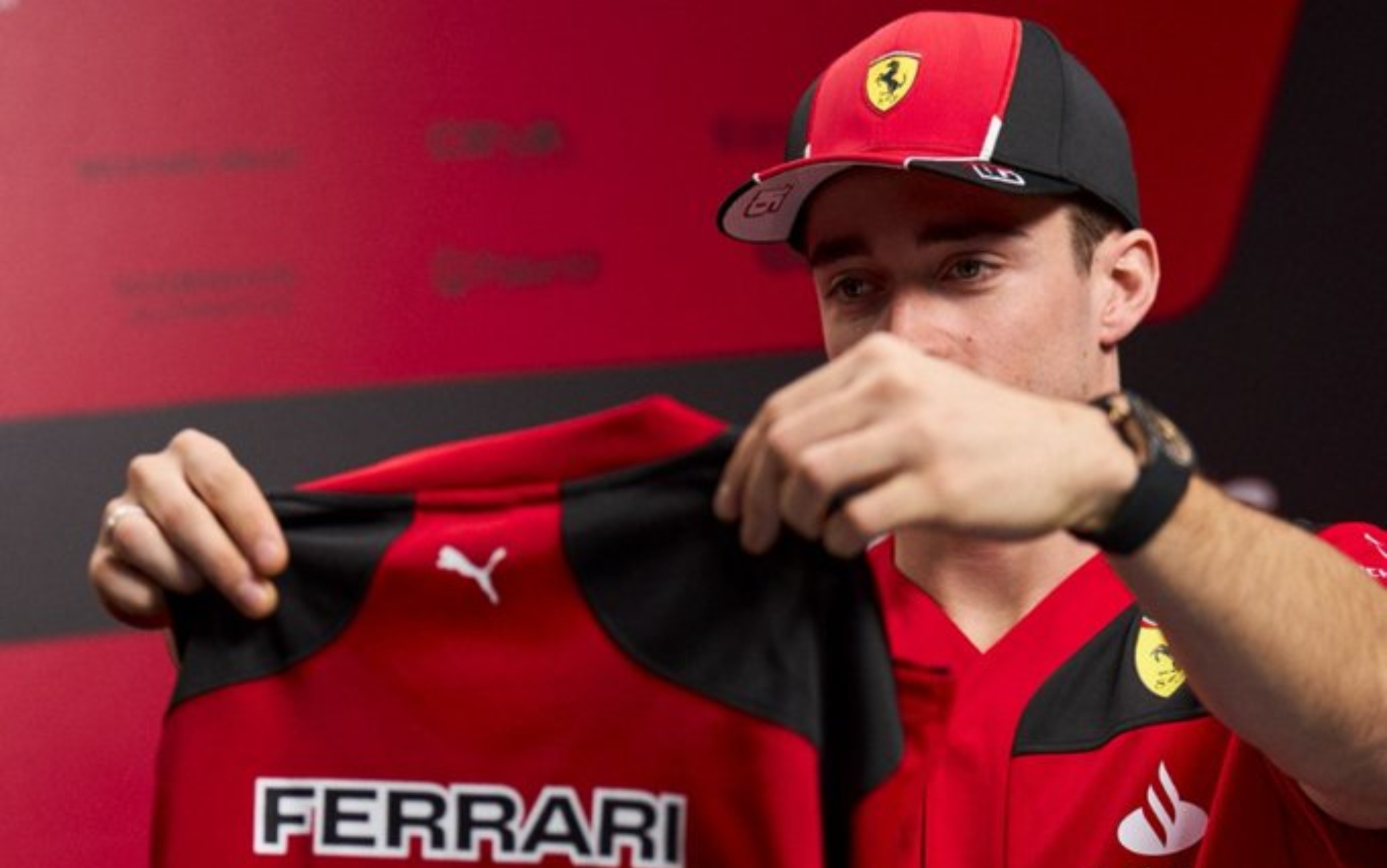 Tra F1 e football: le maglie Ferrari 'special edition' per Austin. Foto ...