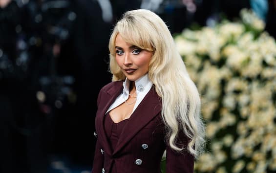 Sabrina Carpenter per la prima volta al primo posto in classifica con ...