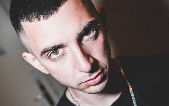 Madman, il nuovo singolo con Mostro è 'Mignolo'