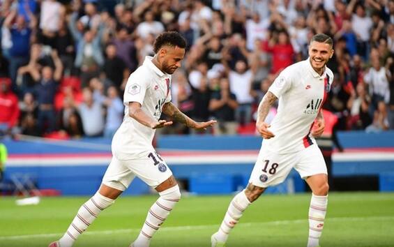 Neymar torna e segna in rovesciata in Psg-Strasburgo: 32' per Icardi ...