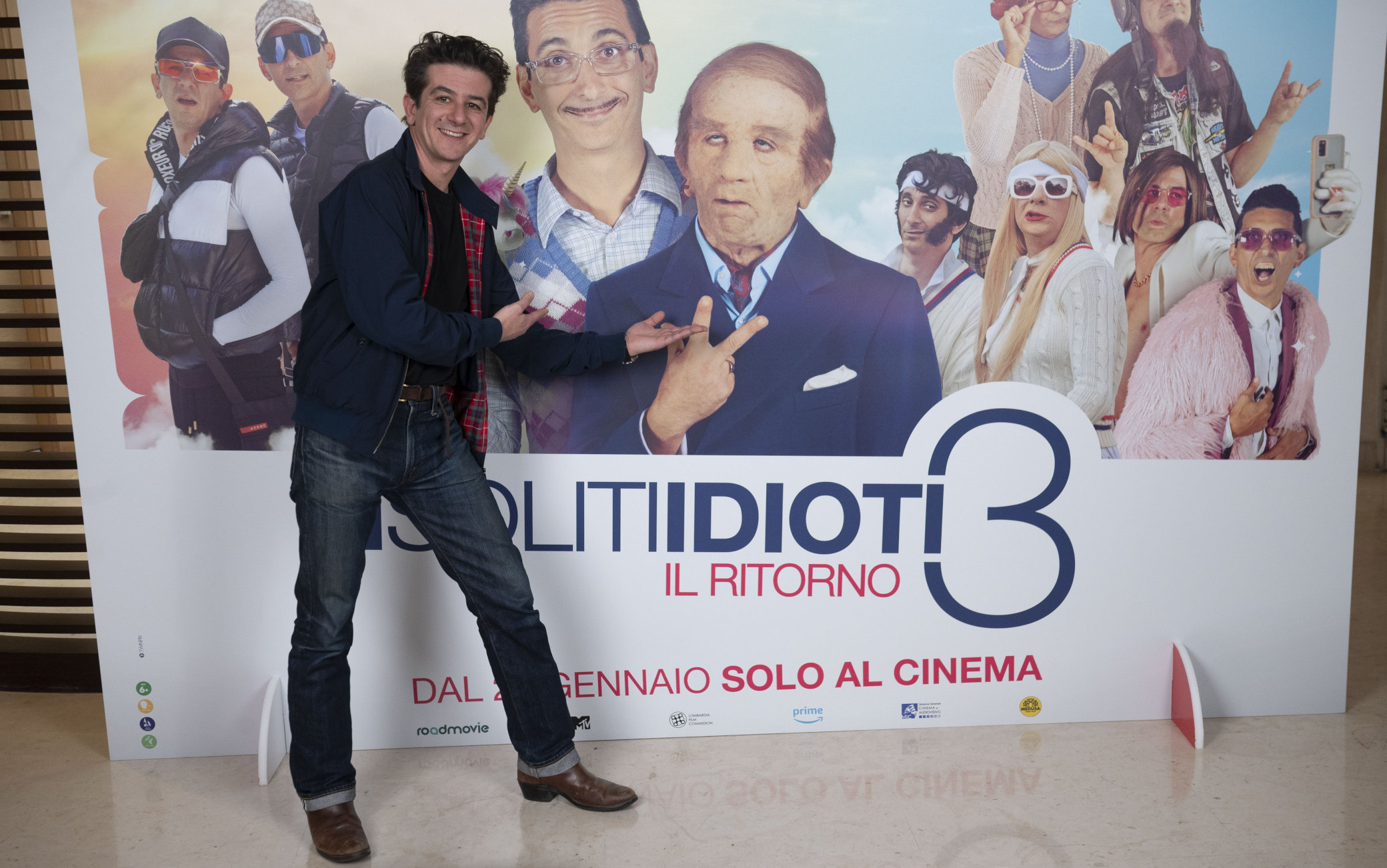I soliti idioti 3, il cast del film con Fabrizio Biggio e Francesco ...
