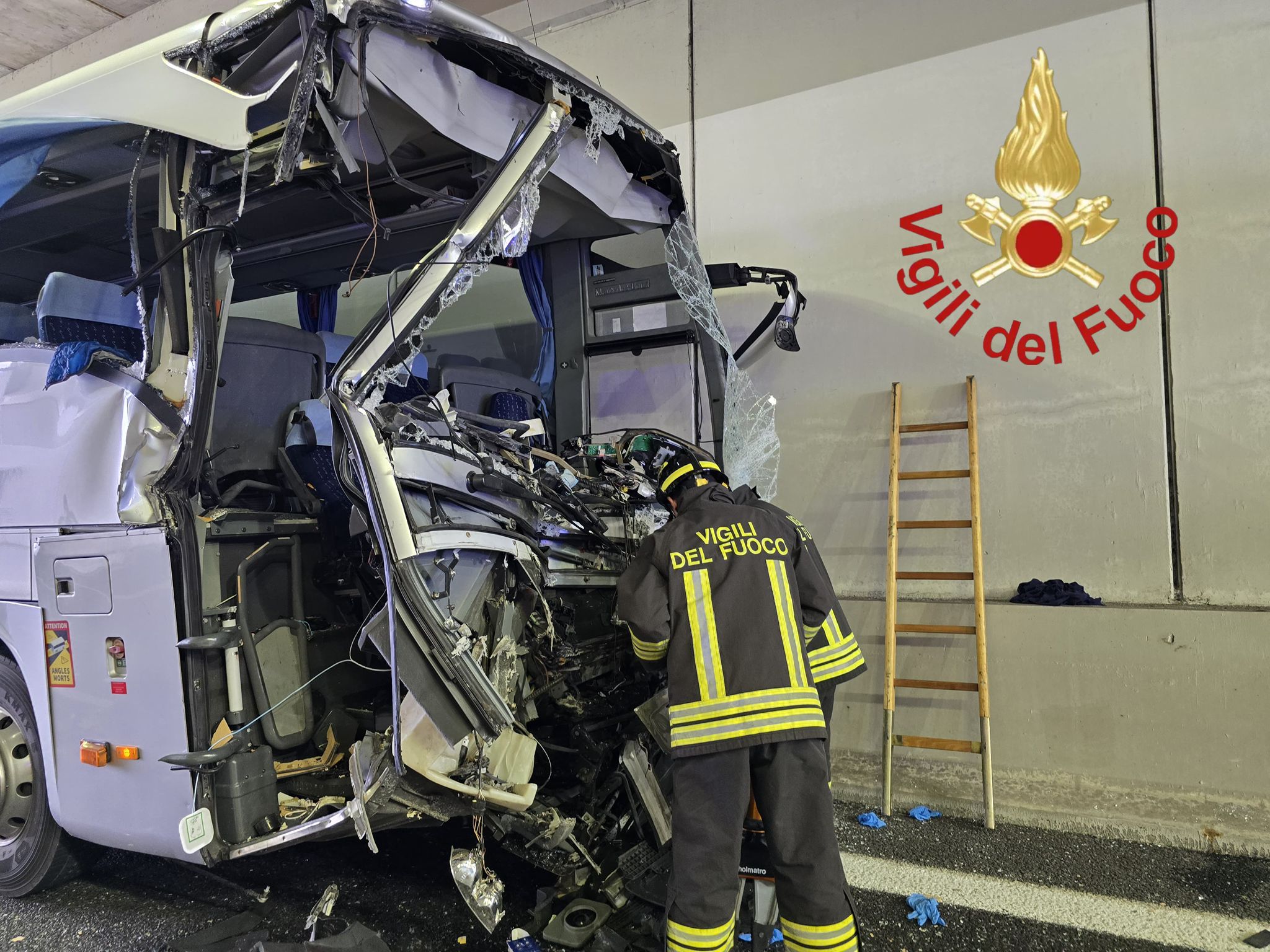 Incidente a Lomazzo (Como) sulla Pedemontana in galleria oggi, un morto ...