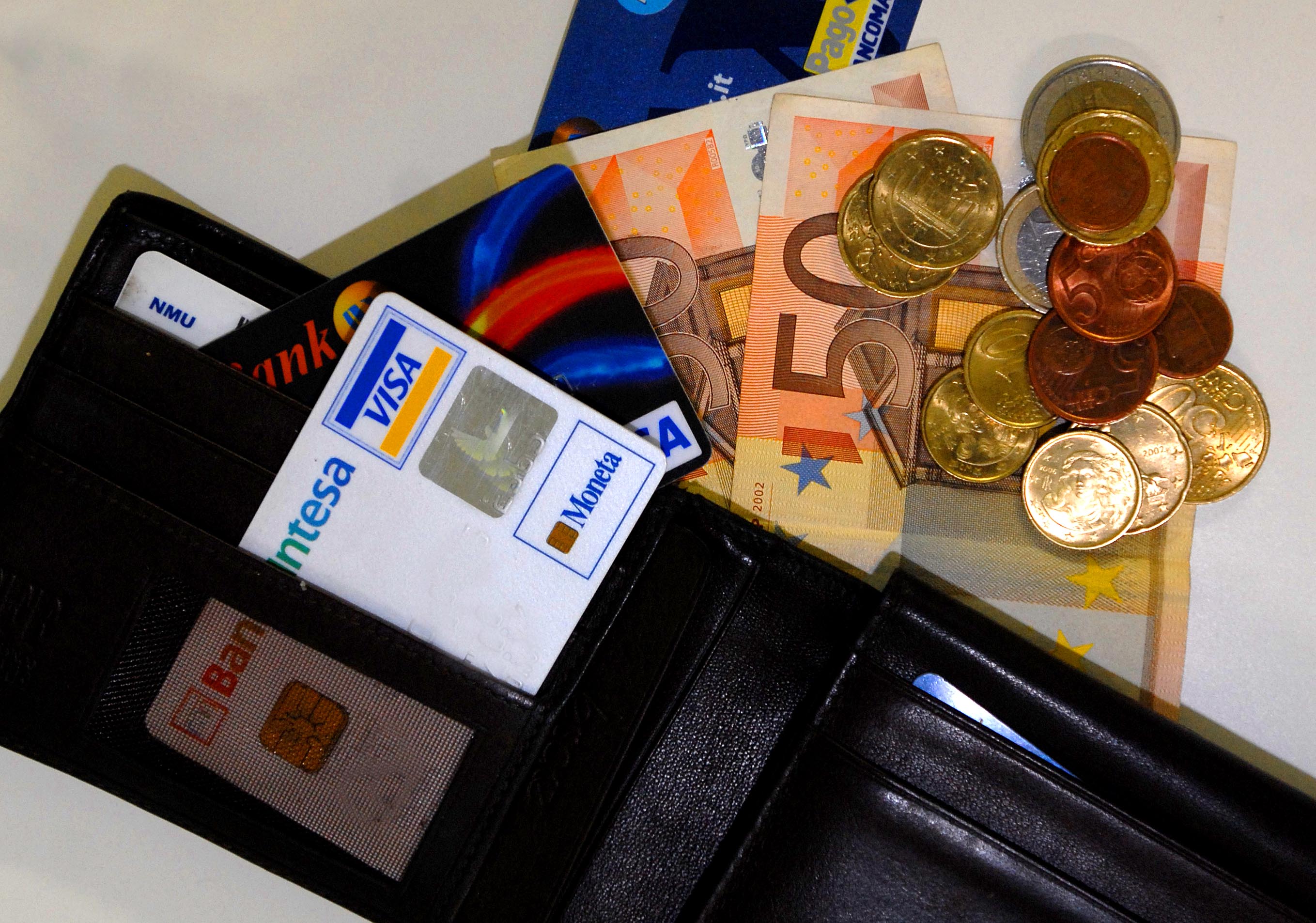 IT Wallet su App Io dal 2025, cosa sapere sul portafoglio digitale ...