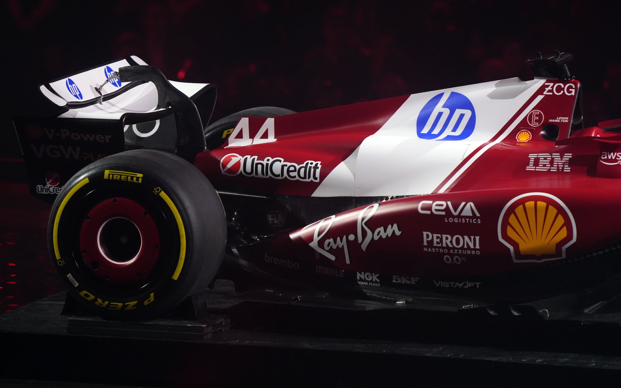 Ferrari F1 2025, la livrea della SF-25 di Hamilton e Leclerc. FOTO ...