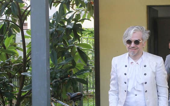 Morgan, oggi lo sfratto: il cantante si sfoga contro colleghi e amici ...