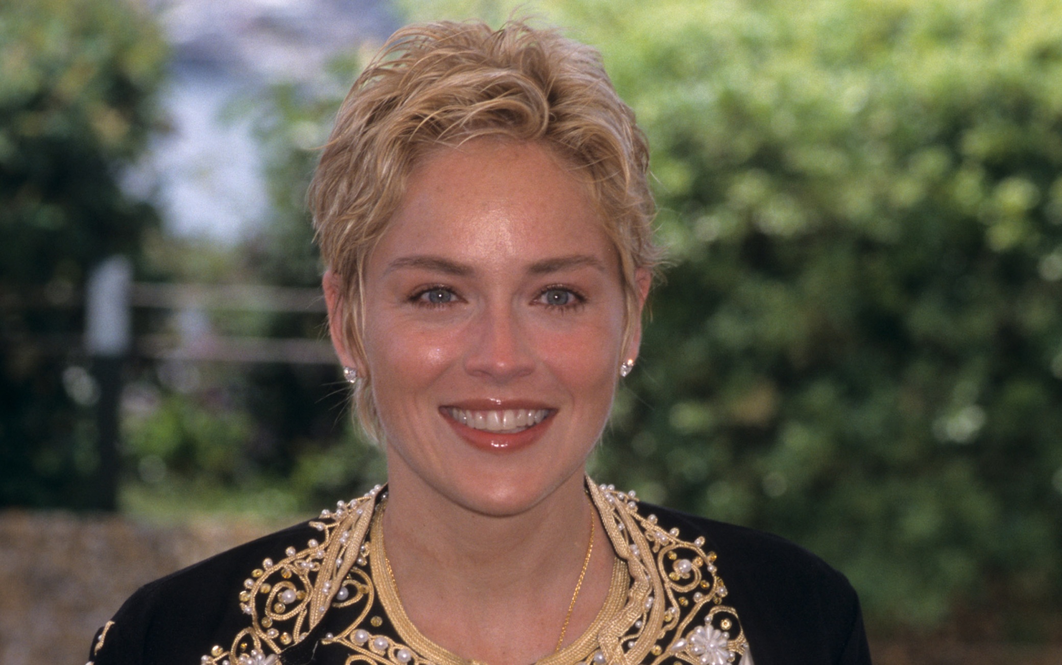 Sharon Stone trasforma in studio la sua villa di Beverly Hills e ...