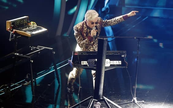 Morgan mette all'asta il testo modificato di 'Sincero', la canzone di ...