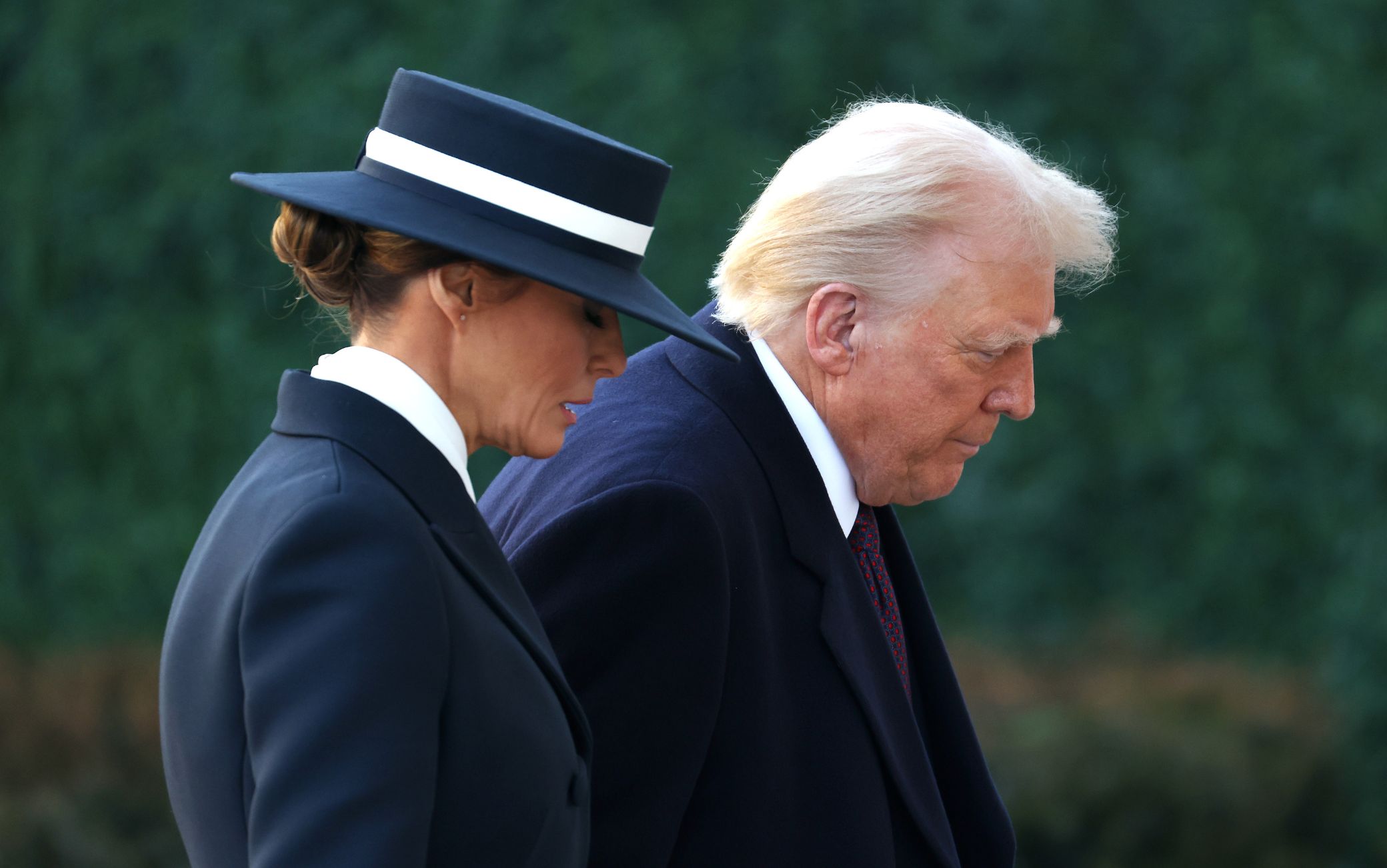 Cerimonia insediamento Trump alla Casa Bianca, i look, da Melania Trump ...
