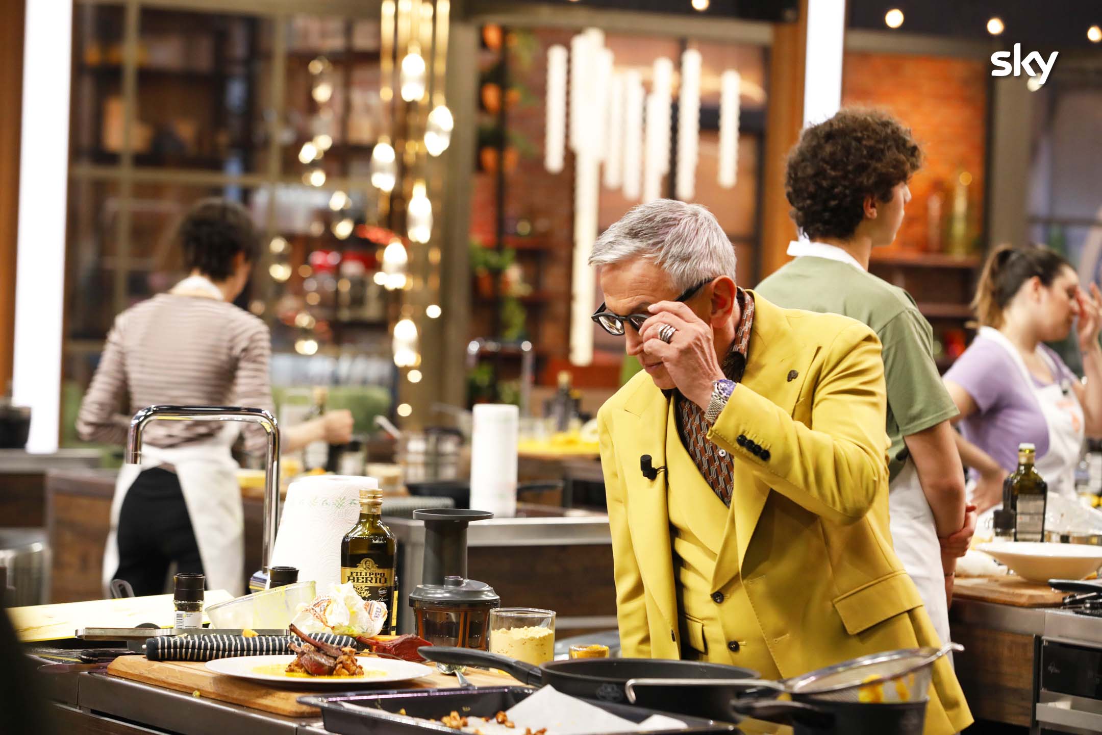 MasterChef 13, primo skill test di stagione e Golden Mystery Box ...