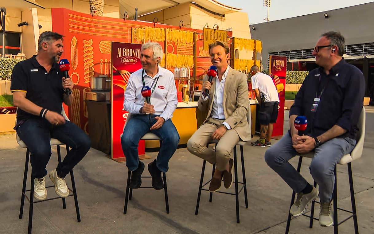 Nico Rosberg e Paolo Barilla a '4 amici al box': il video della puntata ...