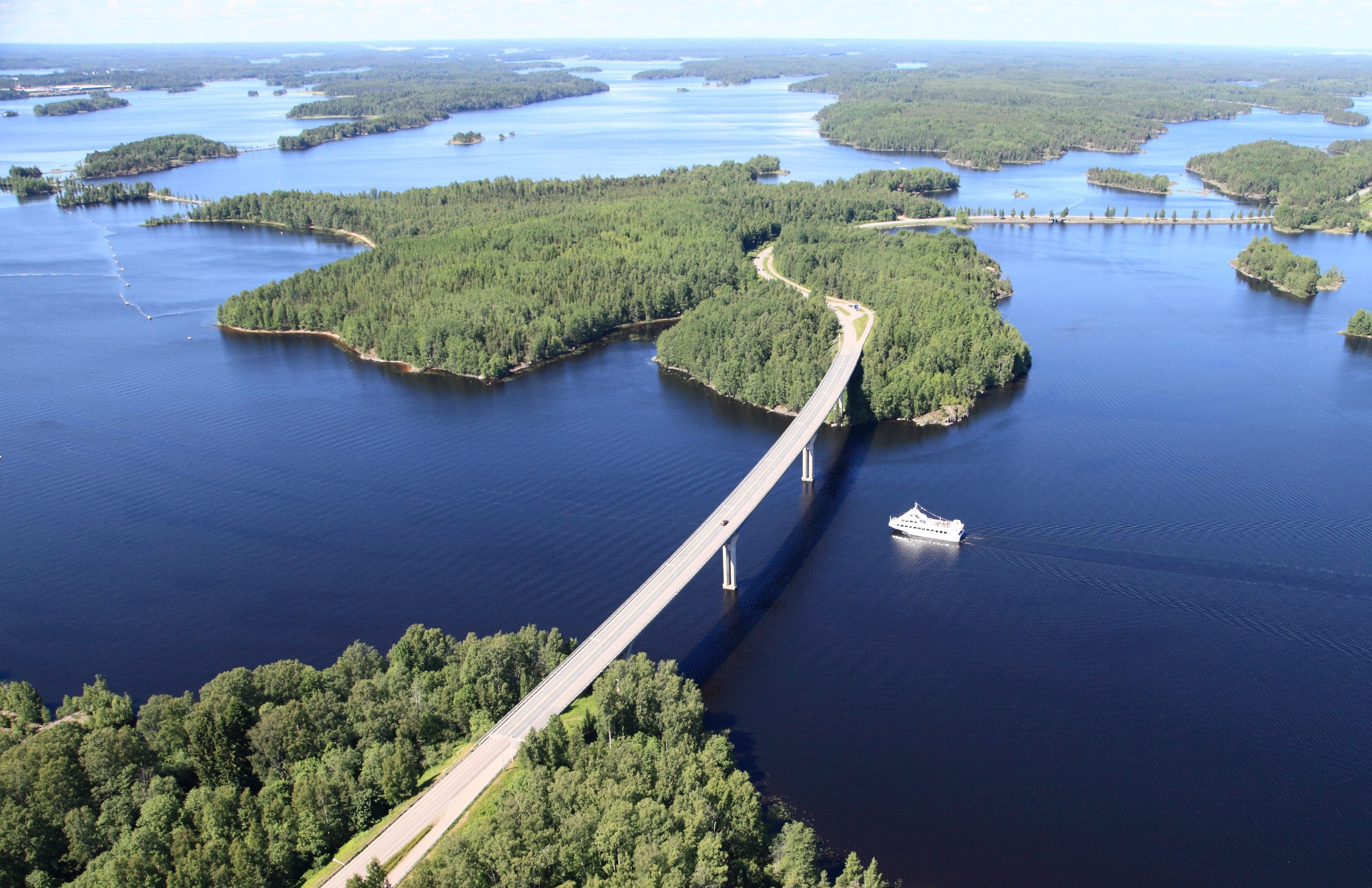 Bambini in viaggio Finlandia: 9 cose da vedere, dalla crociera sul lago ...