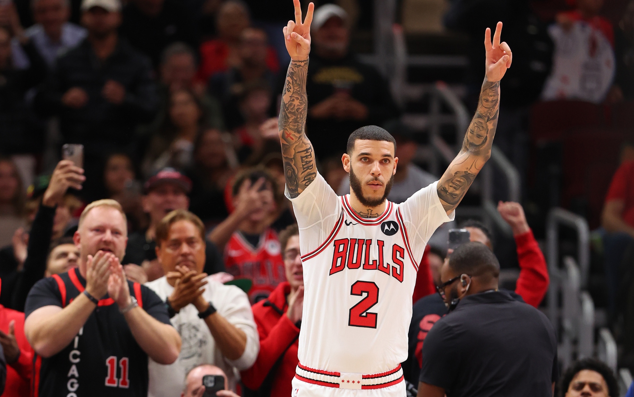 NBA, LaMelo Ball torna dopo 9 mesi e guida la rimonta da -18. VIDEO ...