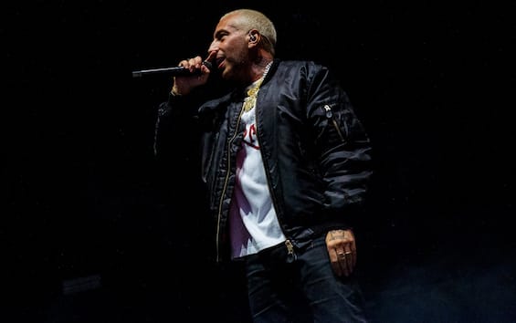 Luchè ha annunciato il nuovo album “Il Mio Lato Peggiore” | Sky TG24