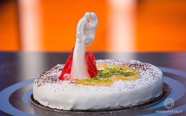 Masterchef: Torta nuziale di Paolo | Sky