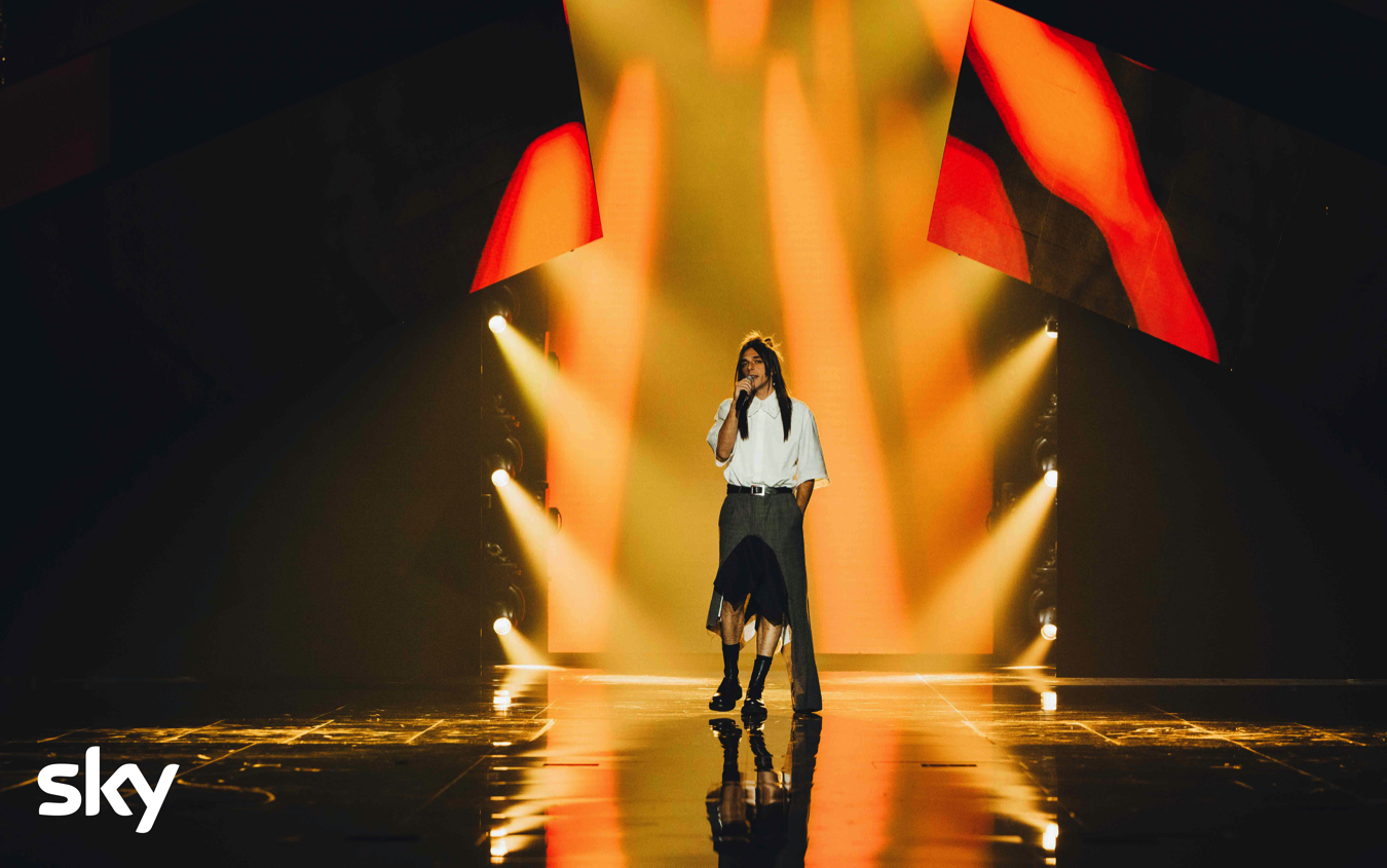 X Factor 2024, la prima puntata dei Live Show in 18 foto I Sky TG24