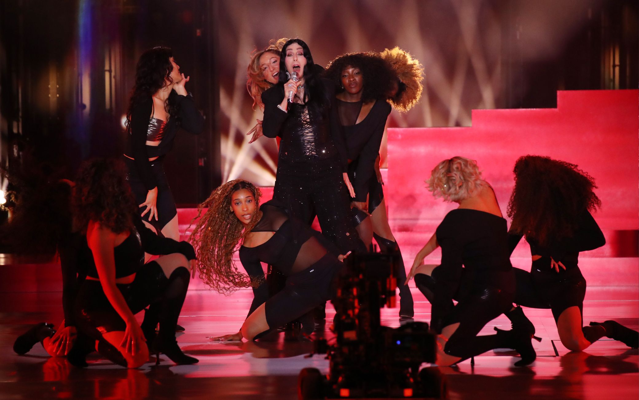 Tornano gli angeli di Victoria's Secret, da Carla Bruni ad Adriana Lima ...