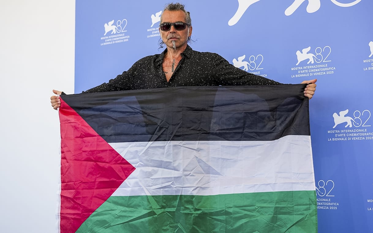 Piero Pelù SOS: la nuova canzone gratuita per la Palestina | Sky TG24