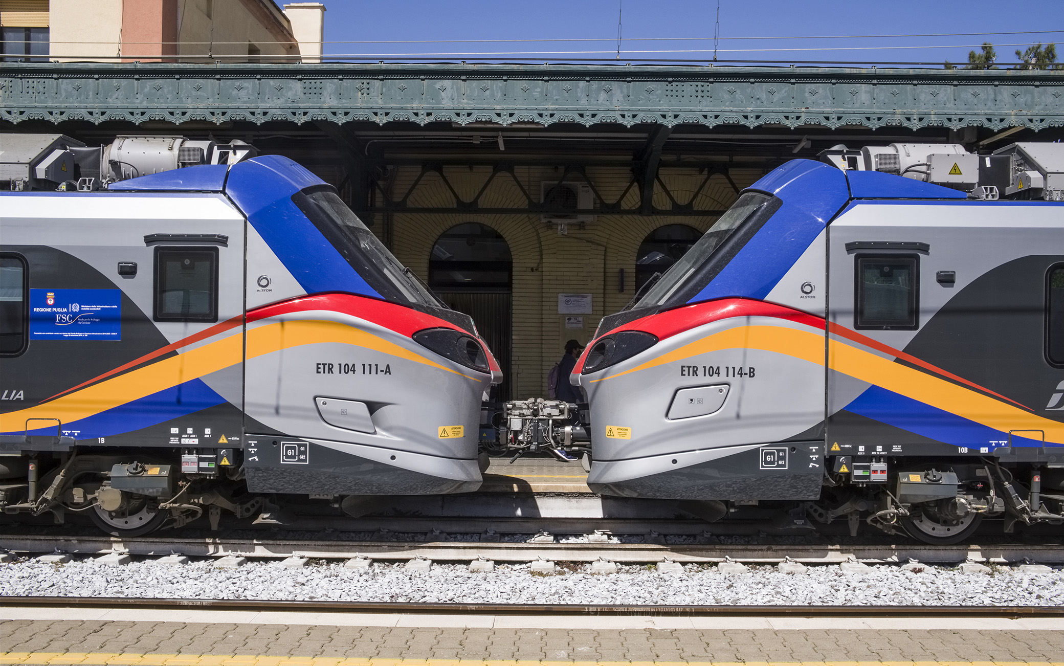Trenitalia, in arrivo il biglietto digitale: ecco cosa cambia | Sky TG24