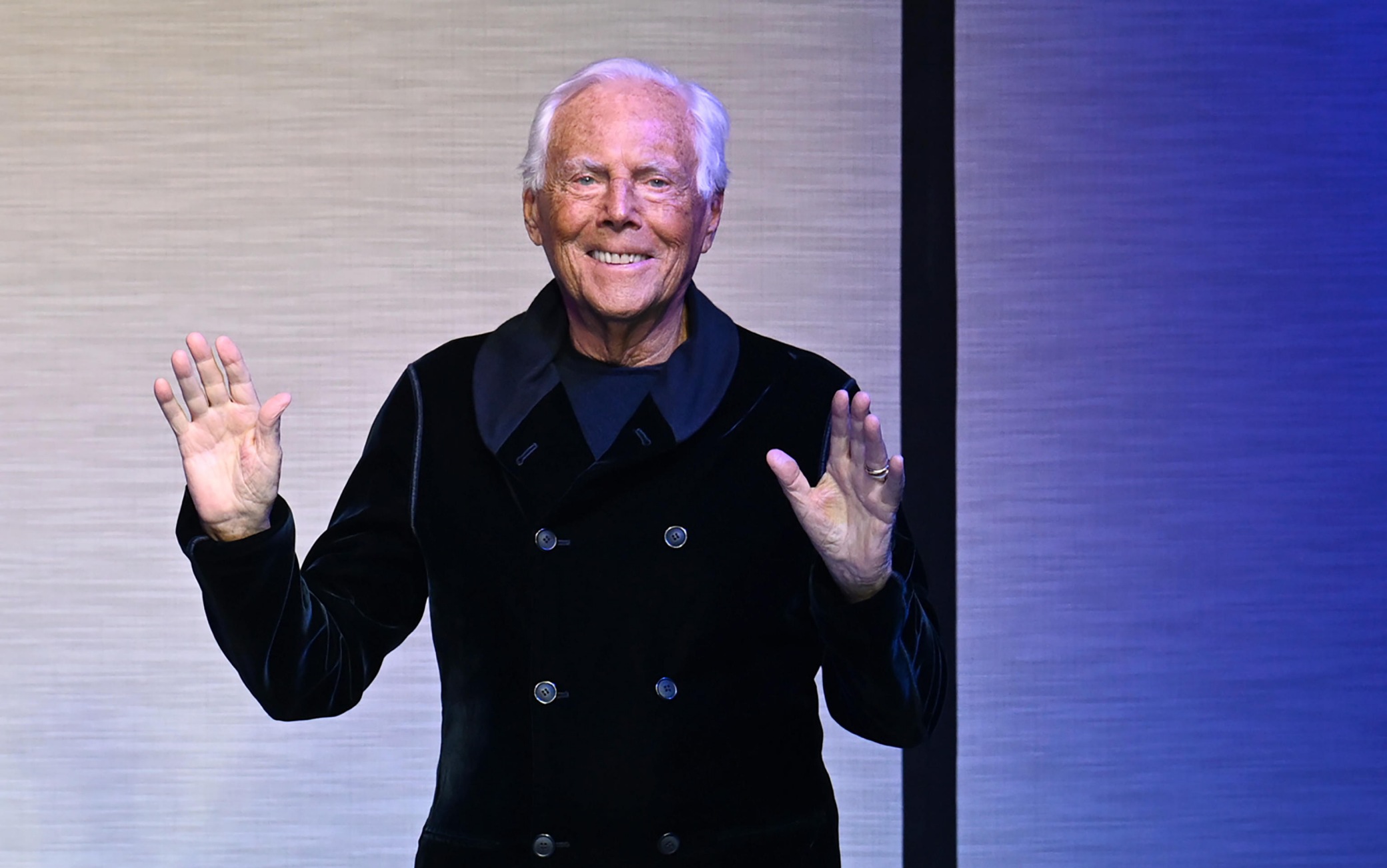 Giorgio Armani, chi è il braccio destro Leo Dell'Orco | Sky TG24