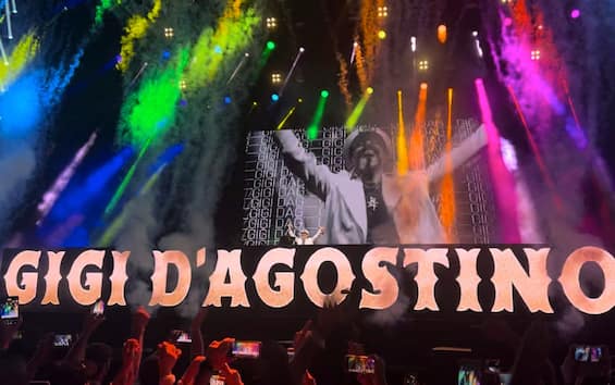Gigi D'Agostino in concerto a Rock in Roma, ecco com'è andata I Sky TG24