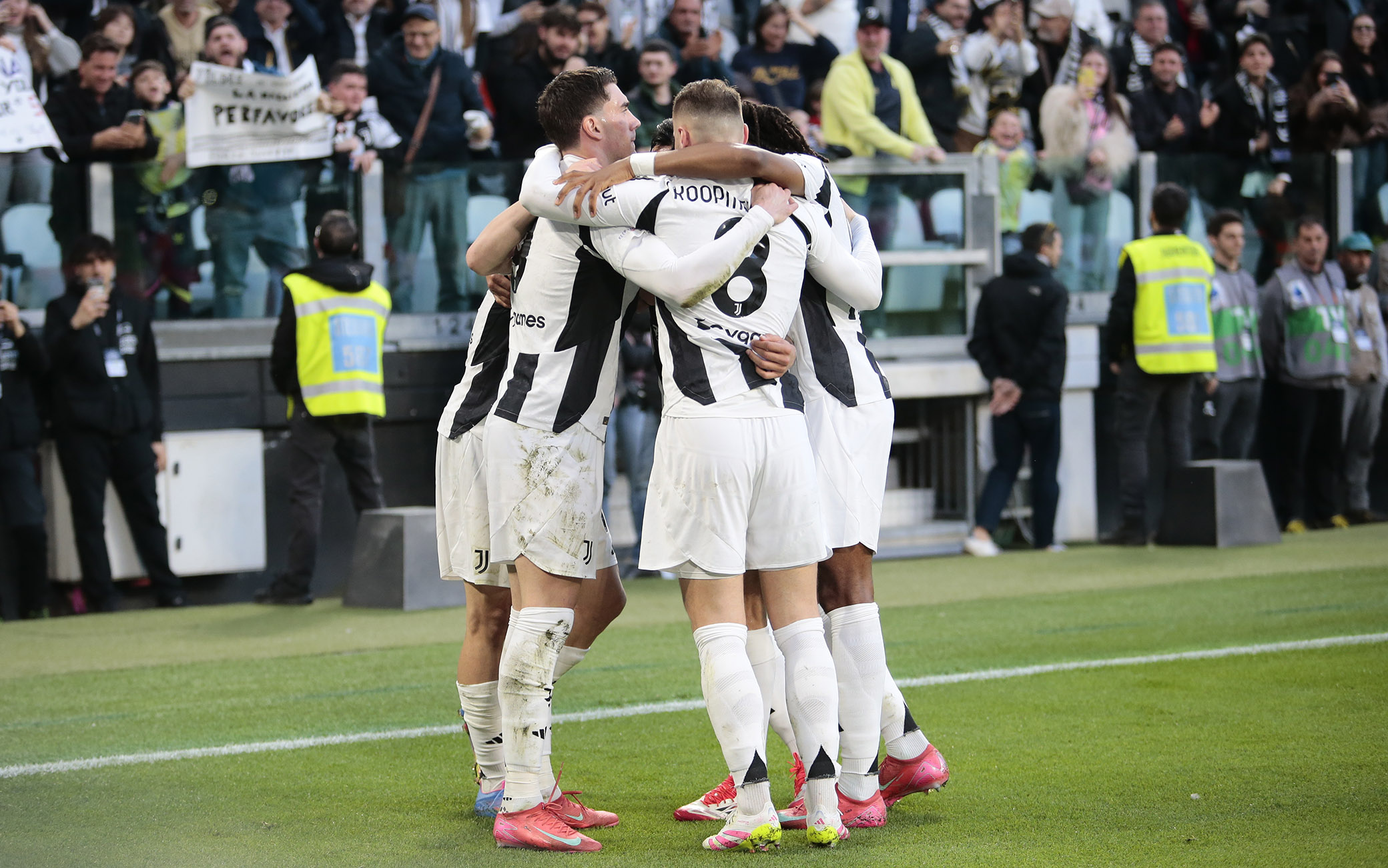 Gatti, infortunio in Juve Genoa: sostituito al 27' per un problema ...