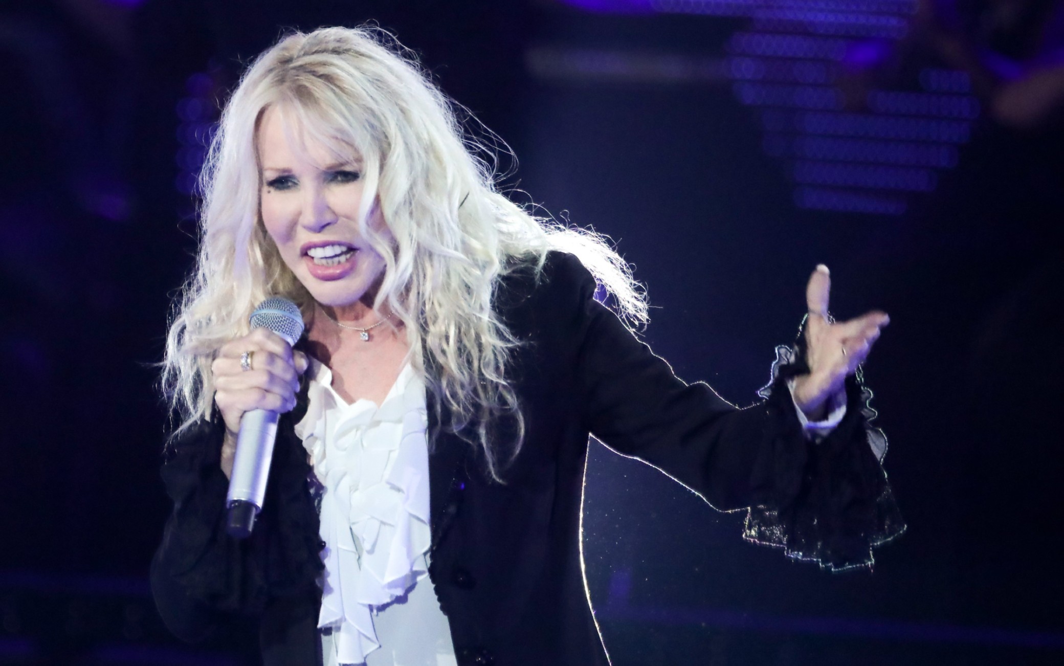 Buon compleanno Ivana Spagna, la cantante compie 70 anni | Sky TG24