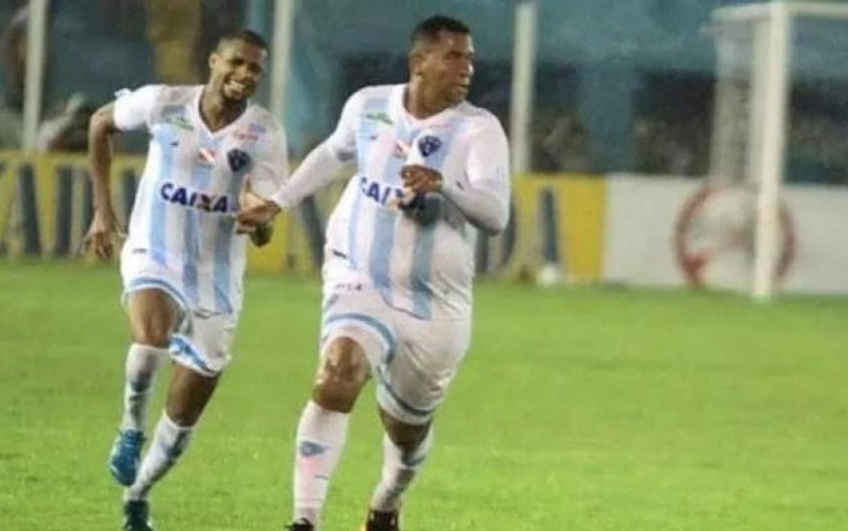Brasile, Walter Henrique da Silva pesa 100 kg ma sogna i Mondiali | Sky ...
