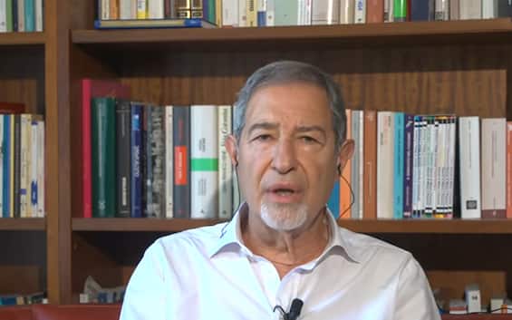 Caporalato, Musumeci a Sky TG24: 'C'è chi sa ma si gira dall'altra ...