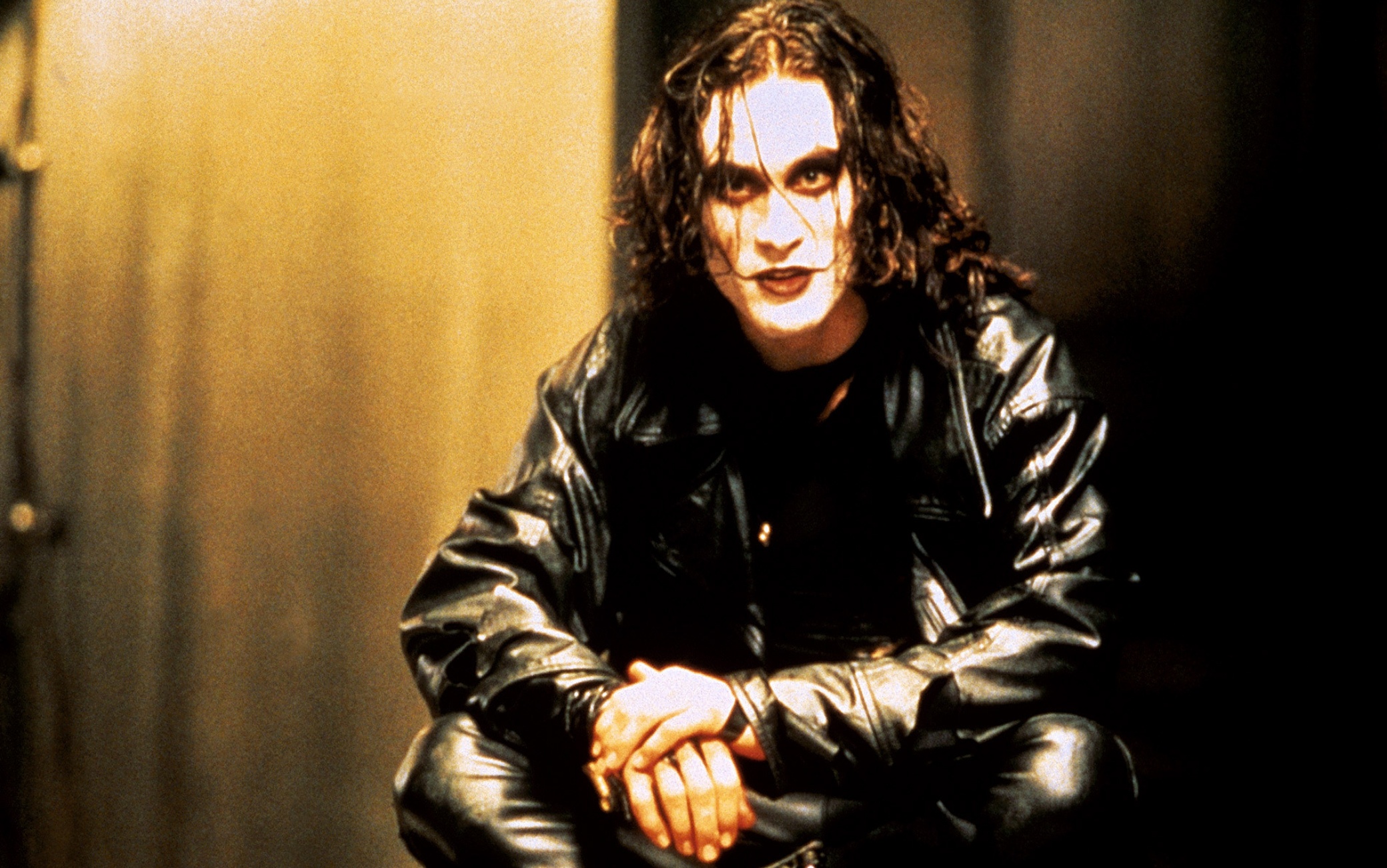 30 anni dalla morte di Brandon Lee sul set del film Il Corvo: chi era e ...