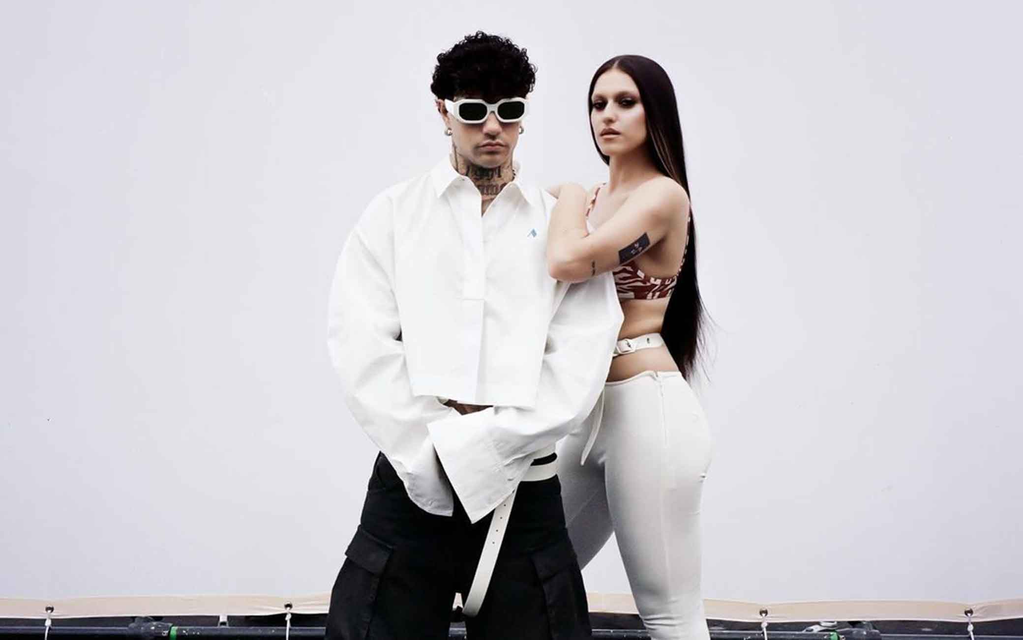 Chi è Tony Effe, il rapper per la prima volta in gara a Sanremo 2025 ...