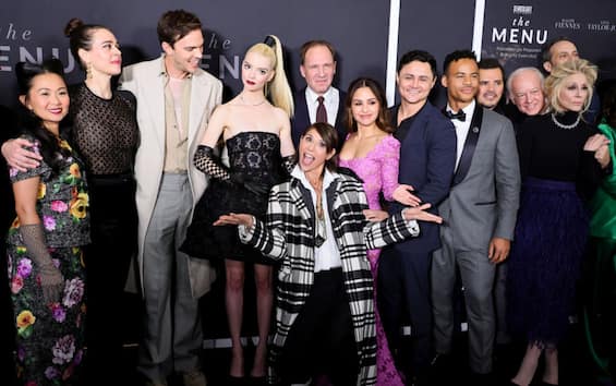 The Menu, il cast del film con Anya Taylor-Joy e Ralph Fiennes. FOTO ...