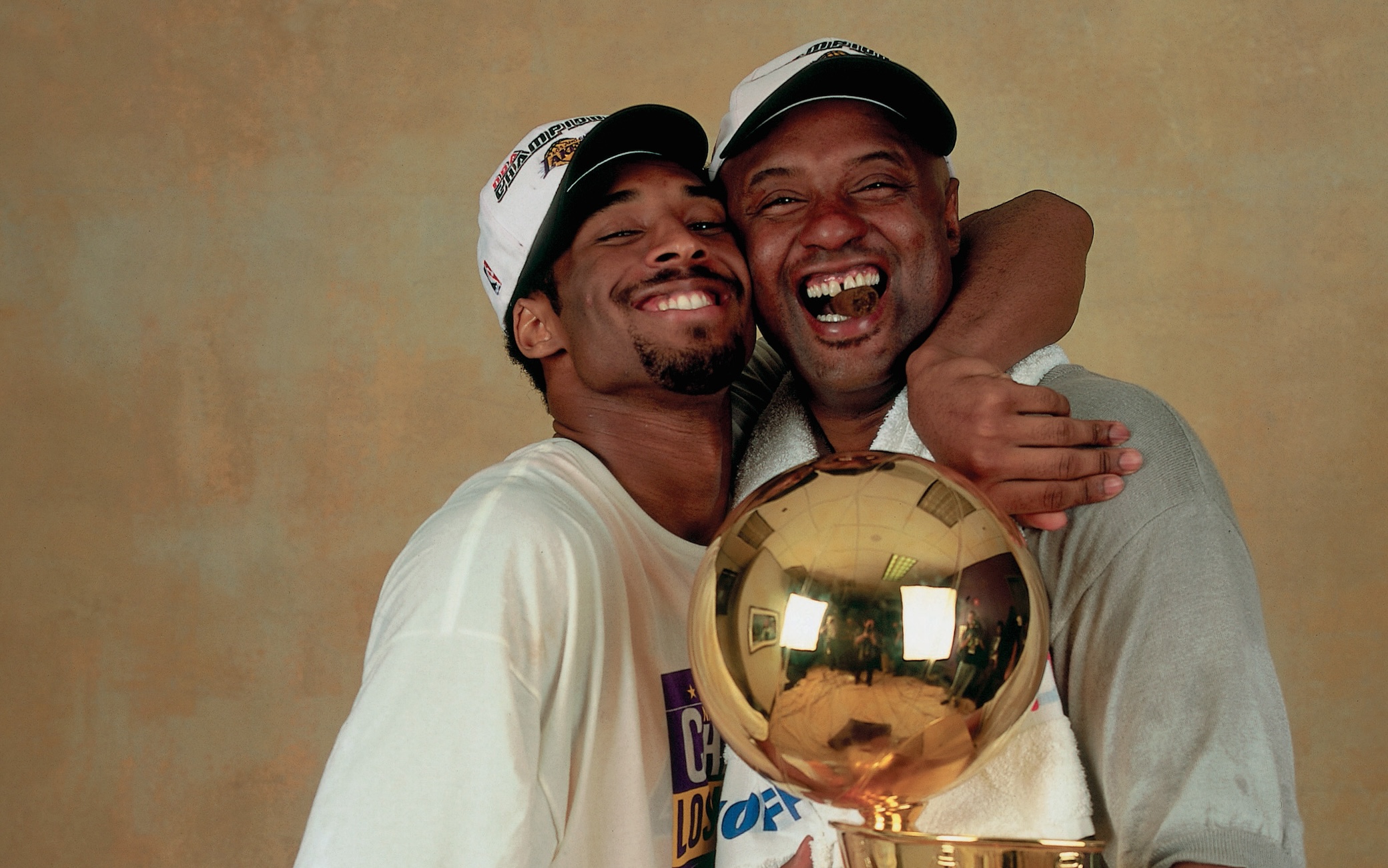 Joe Jellybean Bryant morto, il padre di Kobe aveva 69 anni | Sky Sport