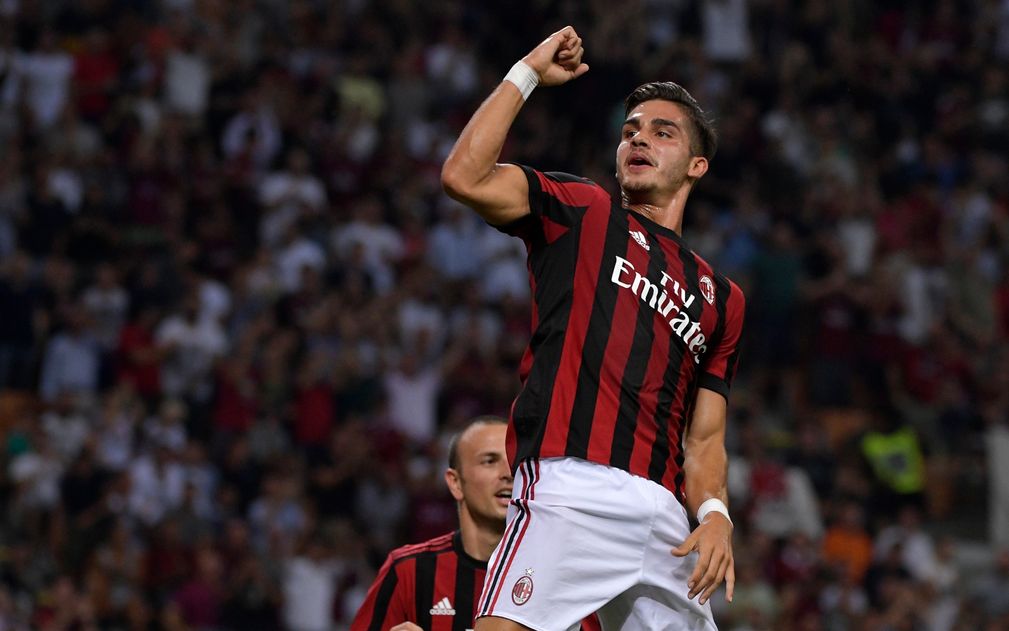 Milan, Loftus Cheek e i giocatori con 2 o più gol in competizioni ...