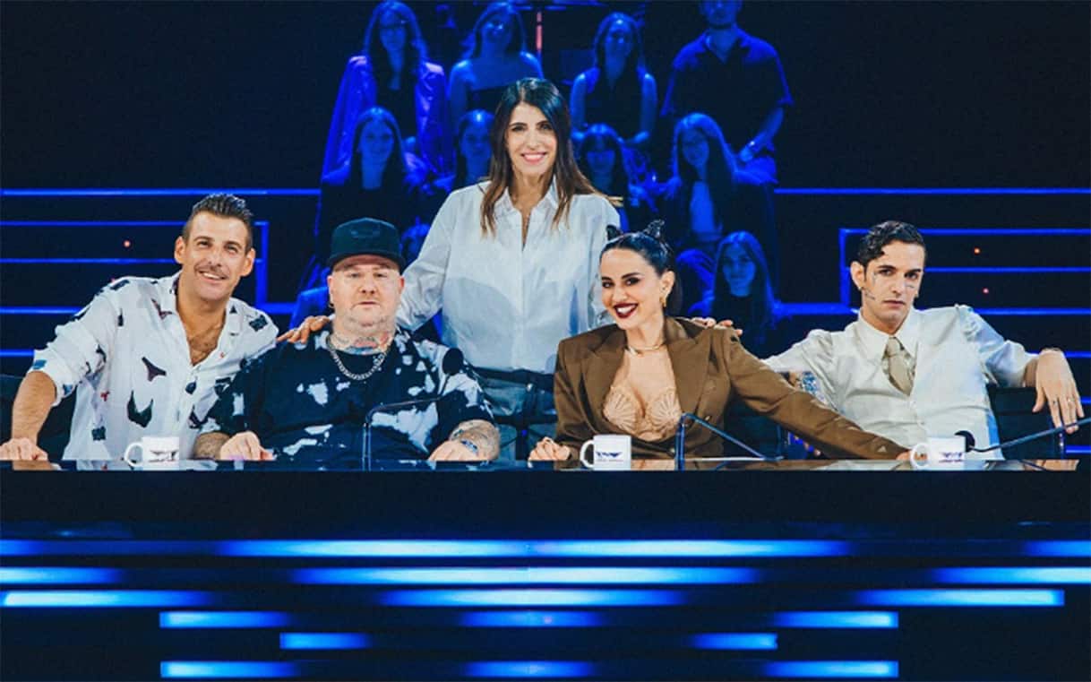 X Factor 2025, da giovedì 23 ottobre iniziano i Live: squadre, ospiti e ...