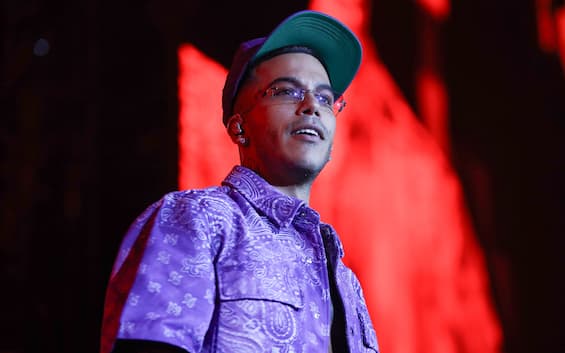 Sfera Ebbasta, la possibile scaletta del concerto a Gallipoli | Sky TG24