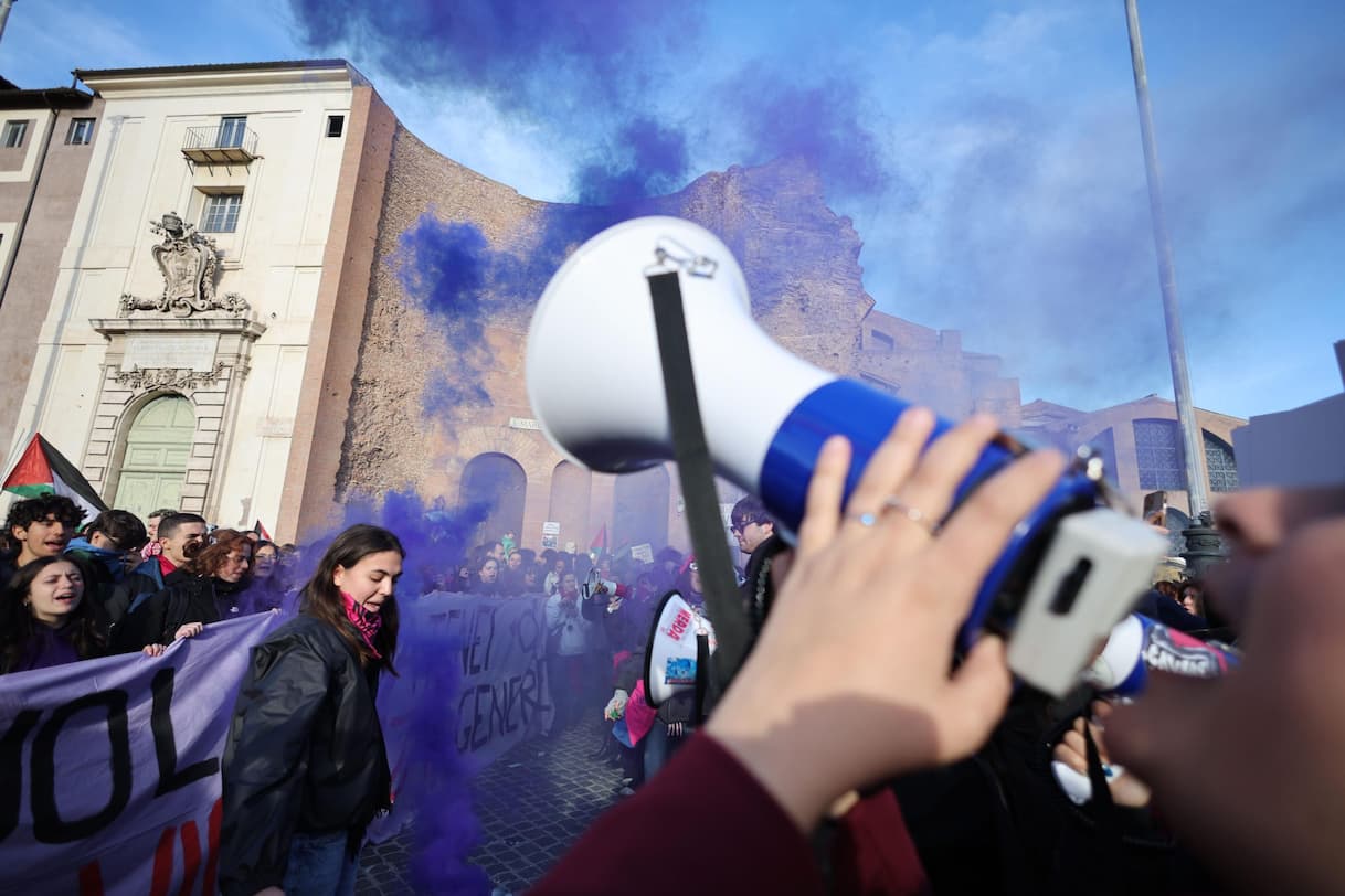 Giornata contro la violenza sulle donne: eventi e manifestazioni in ...