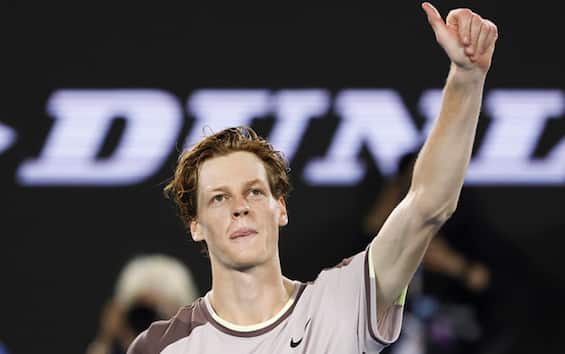 Jannik Sinner trionfa agli Australian Open, ecco quanto ha vinto | Sky TG24