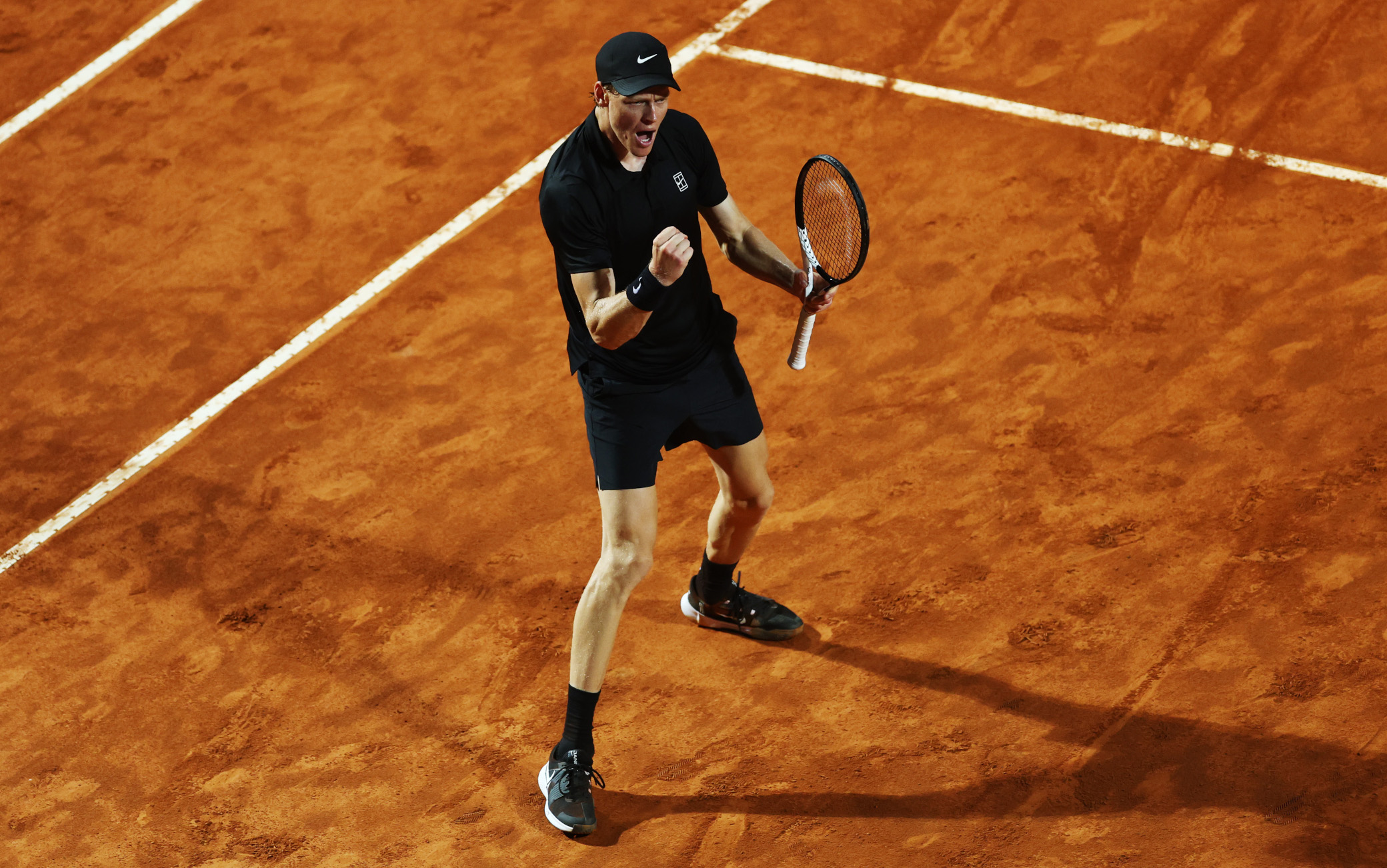 Papa Leone XIV, la battuta su Sinner e la reazione del tennista in conferenza stampa | Sky TG24