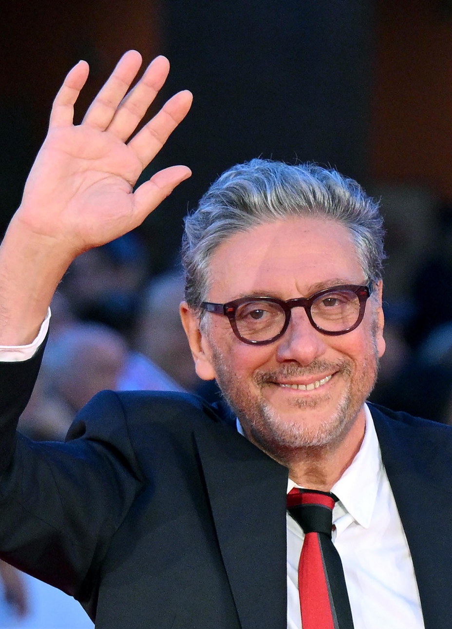 Castellitto: 'Una volta esultai in mutande per la Roma' | Sky Sport