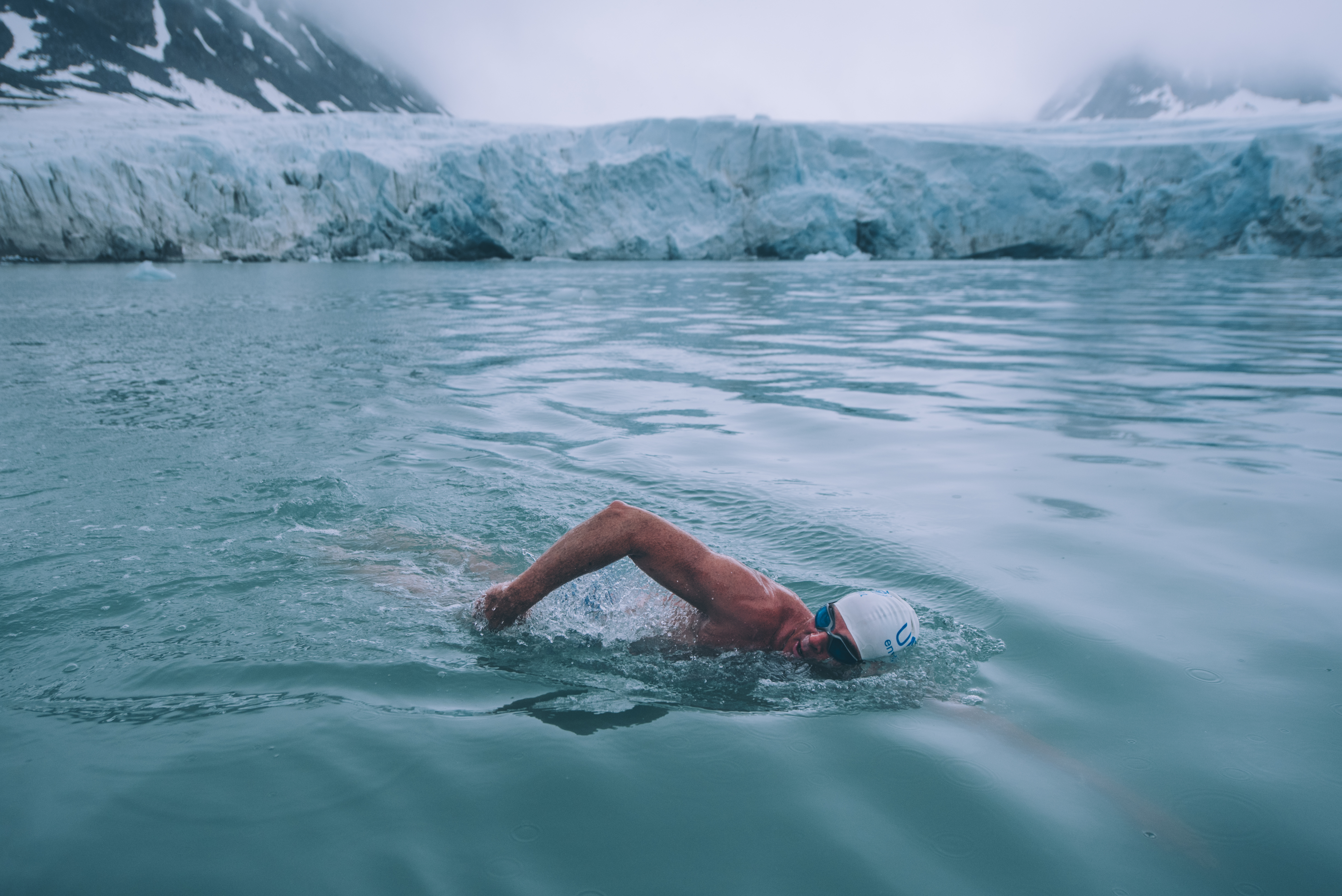 Su Sky Uno il documentario 'Arctic Peril' e le gesta di Lewis Pugh ...