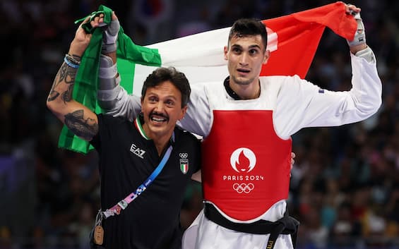 Olimpiadi Parigi, Simone Alessio è bronzo nel taekwondo | Sky TG24