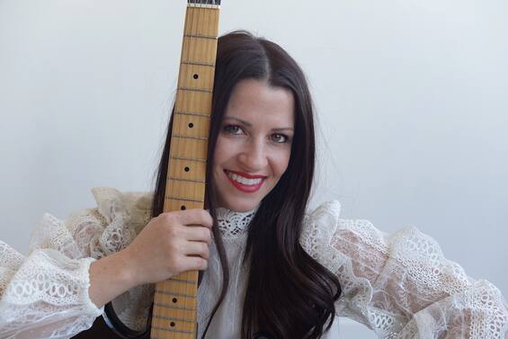 Heather Walton torna col singolo I Wanna Know: il video | Sky TG24