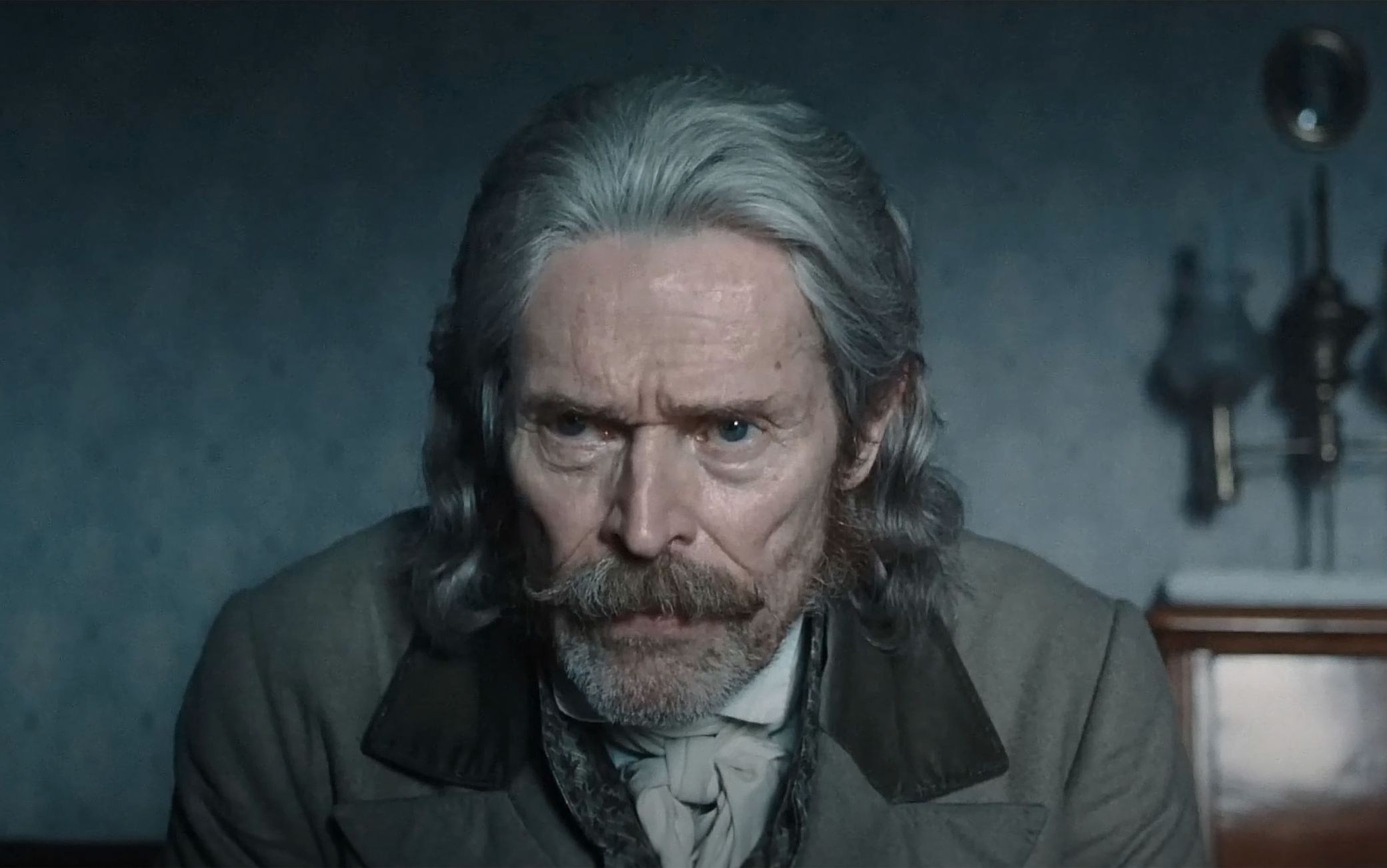 Nosferatu, il cast dell'horror sul vampiro al cinema. FOTO | Sky TG24