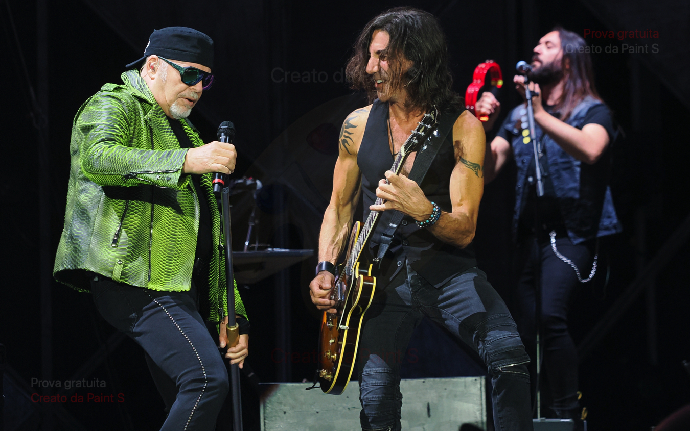 Vasco Rossi in concerto a Bologna, ecco com'é andata. FOTO I Sky TG24