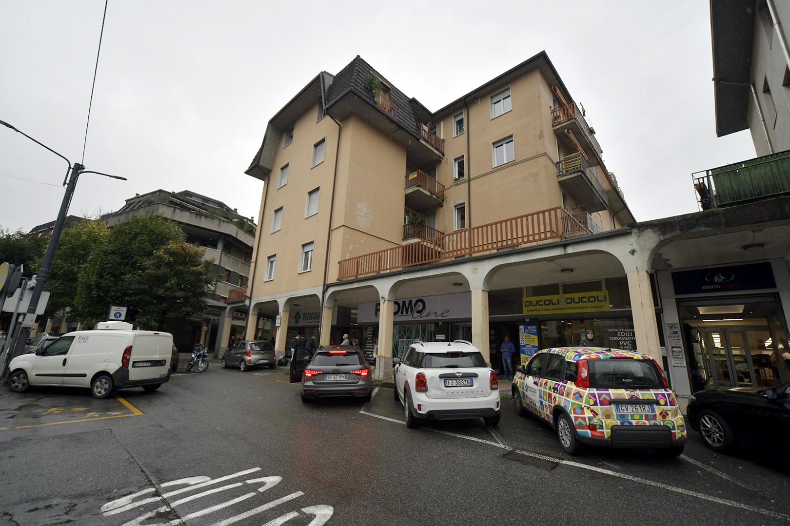 Omicidio Sara Centelleghe, cosa sappiamo sulla 18enne uccisa in casa a ...