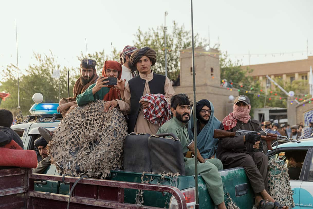 Afghanistan, i Talebani bloccano internet per 'attività immorali' | Sky ...