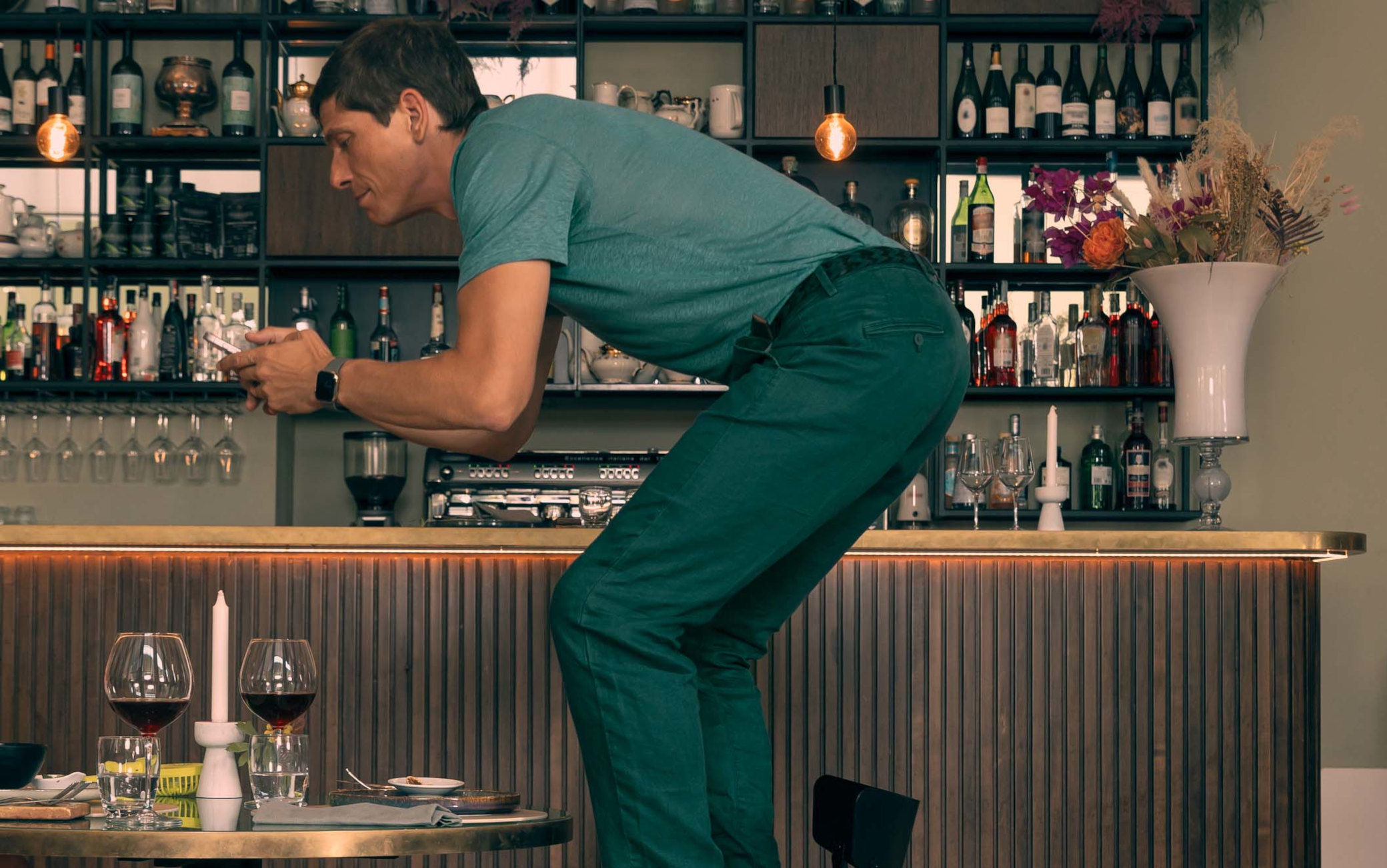 Maschi veri, il cast della serie tv Netflix con Maurizio Lastrico e ...