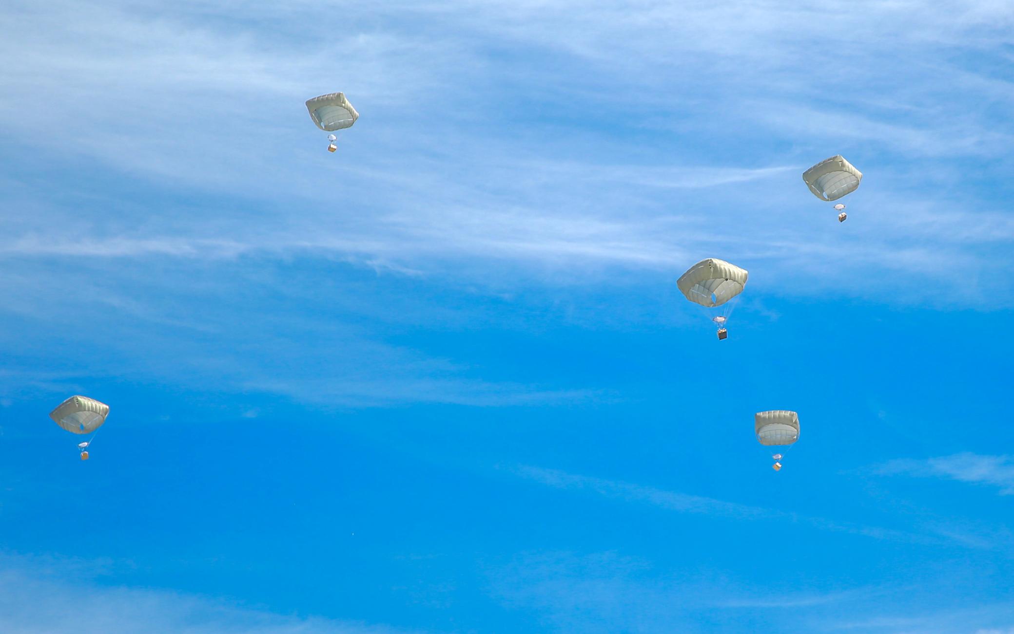Guerra a Gaza, gli aiuti umanitari dal cielo non bastano. Onu ...